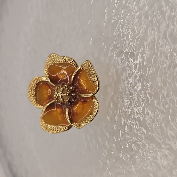 Monet | Jewelry | Vintage Monet Flower Brooch | Poshmark